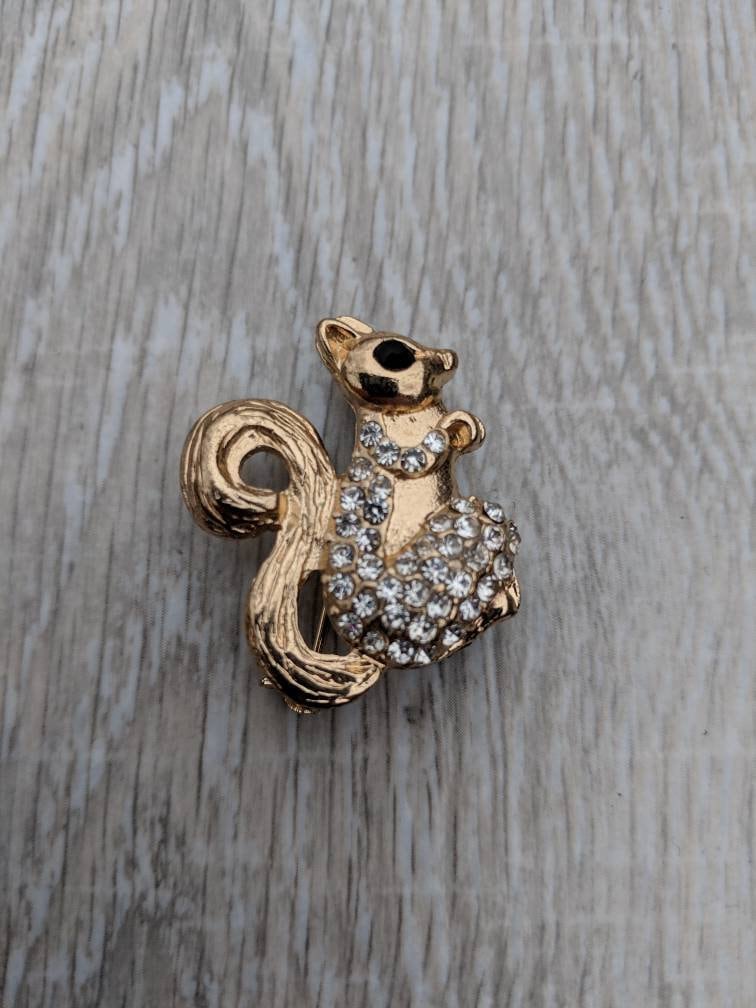 Gold Tone and Rhinestone Squirrel Woodland Creature Brooch - Etsy