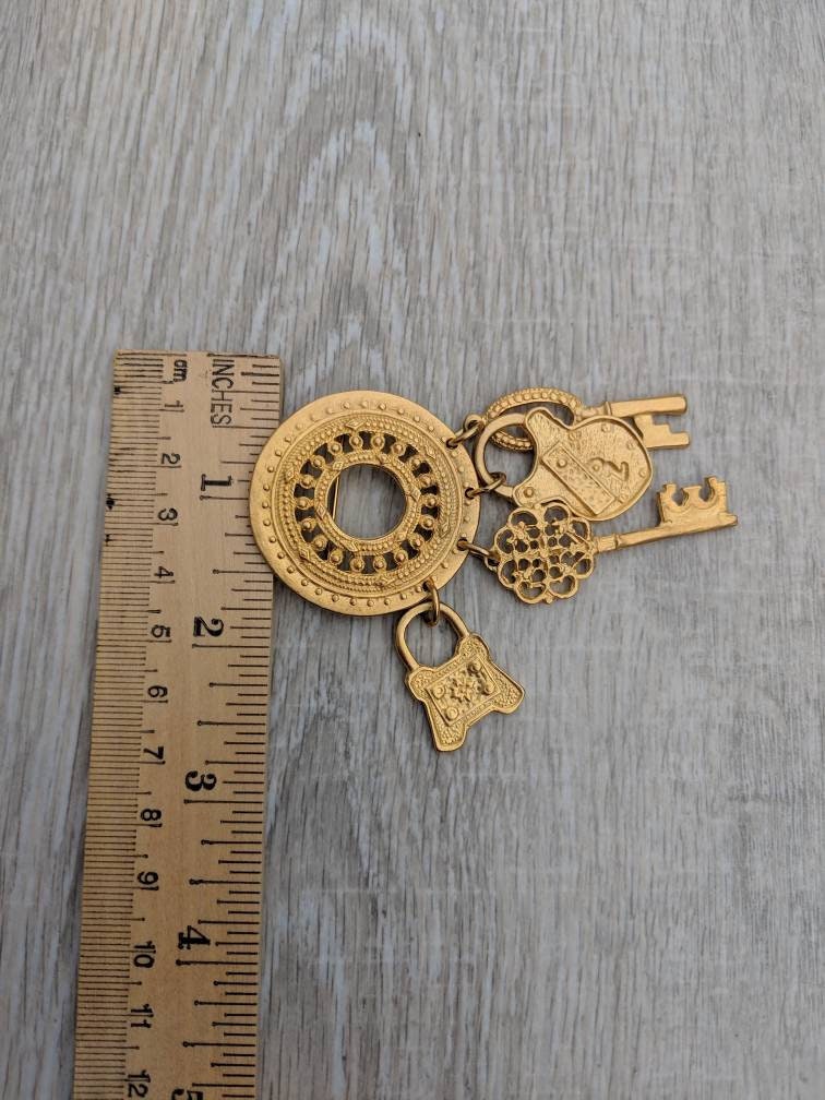 Large Etruscan Style Skeleton Key and Padlock Gold Tone | Etsy