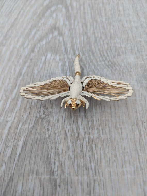 1960s Monet Spinneret Collection White Enamel and Gol… - Gem