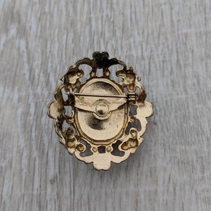 Coro Ivory Colored Carved Cameo Intricate Gold Tone Frame Brooch - Etsy