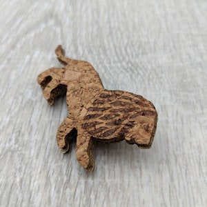 Natural Unfinished Cork Lion Brooch - Etsy