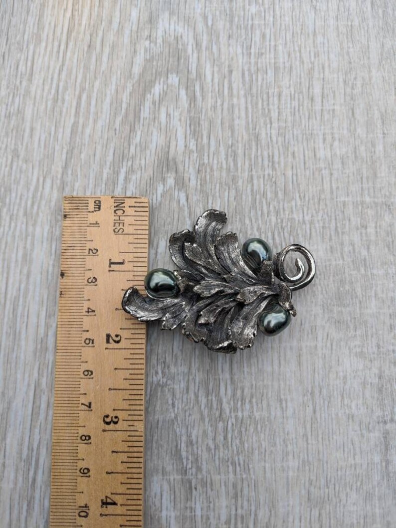 Early 1950s Tortolani Faux Black Baroque Pearl and Oxidized - Etsy