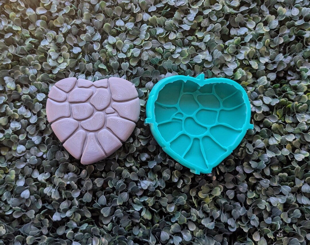 Broken Heart Silicone Mold, Valentine's Day Mosaic Heart Resin Mold ...