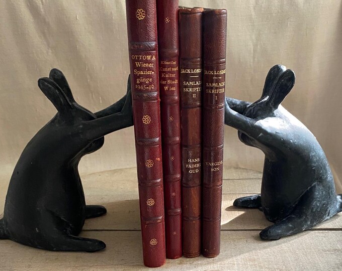 Whimsical Bunny Bookends ( Pair) - Etsy