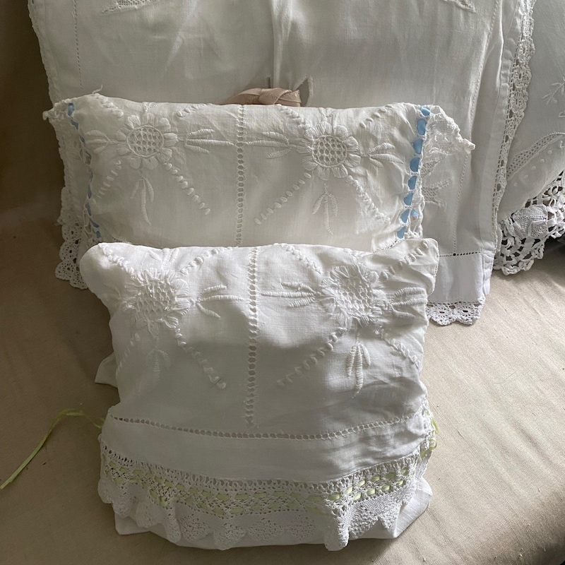 Vintage Bed Linens - Etsy