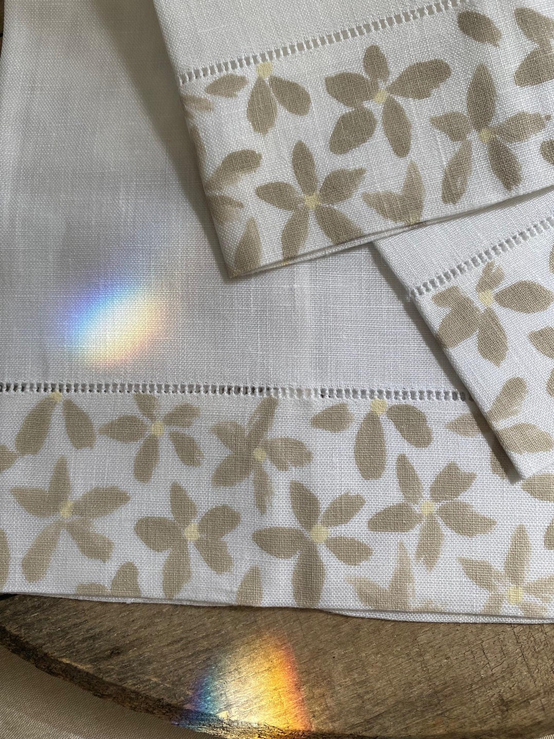 Liz Wain Hand Painted Linen Guest Towels ( 1 Pair) - Etsy