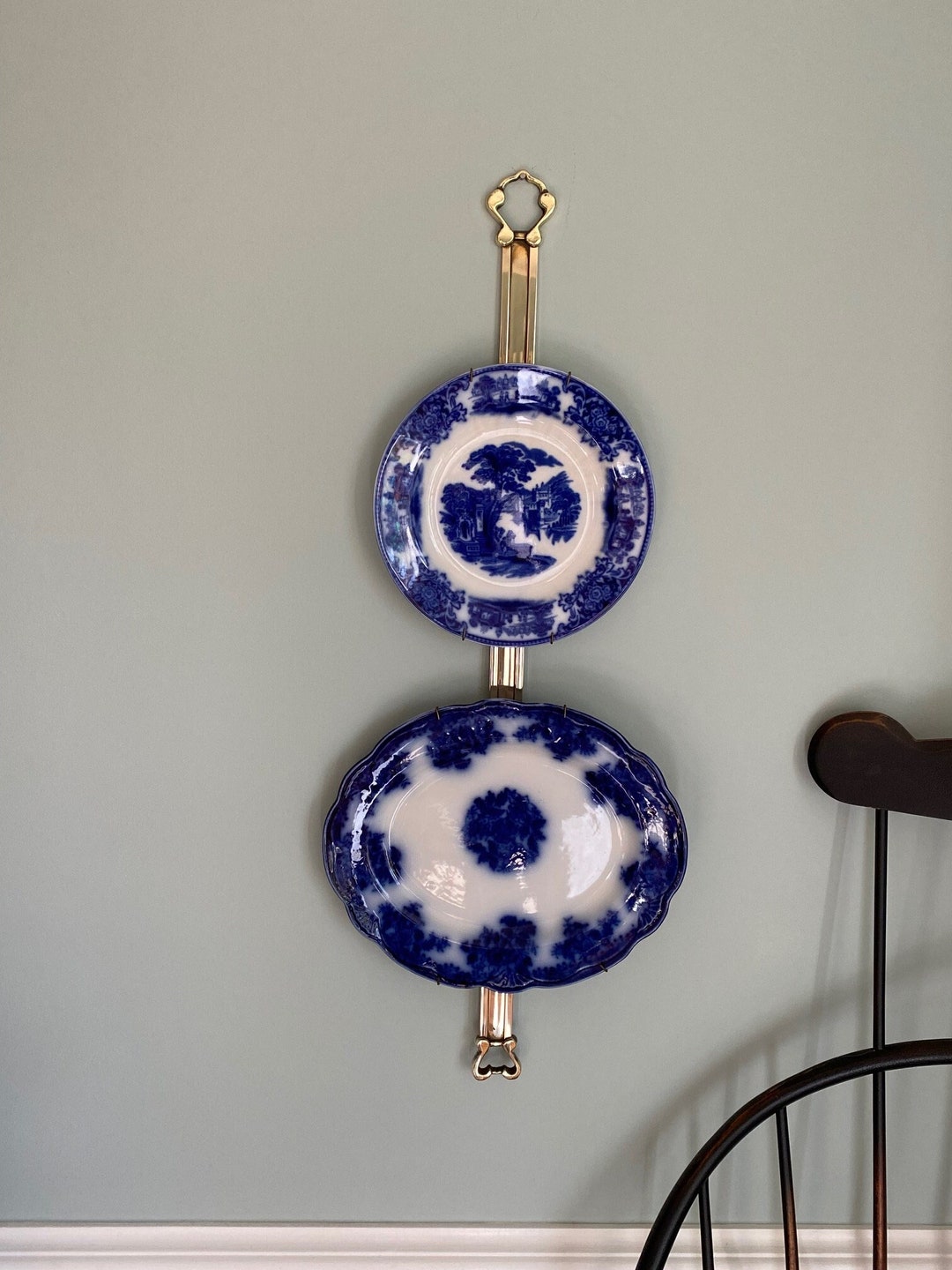 Vintage Brass Plate Holder - Etsy