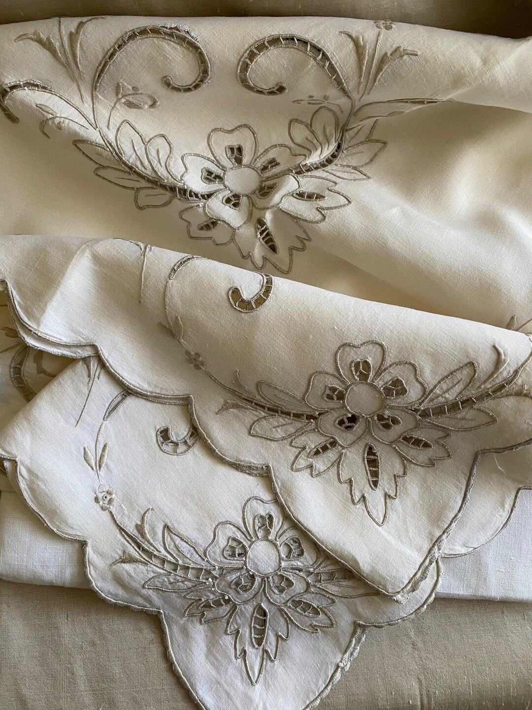 Vintage 50 Sq. Open Cutwork-embroidered Table Topper - Etsy