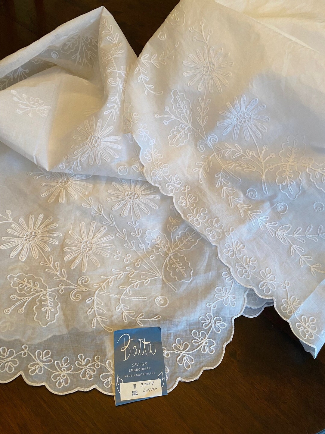 Swiss Tambour Lace Tablecloth 68x 108 - Etsy