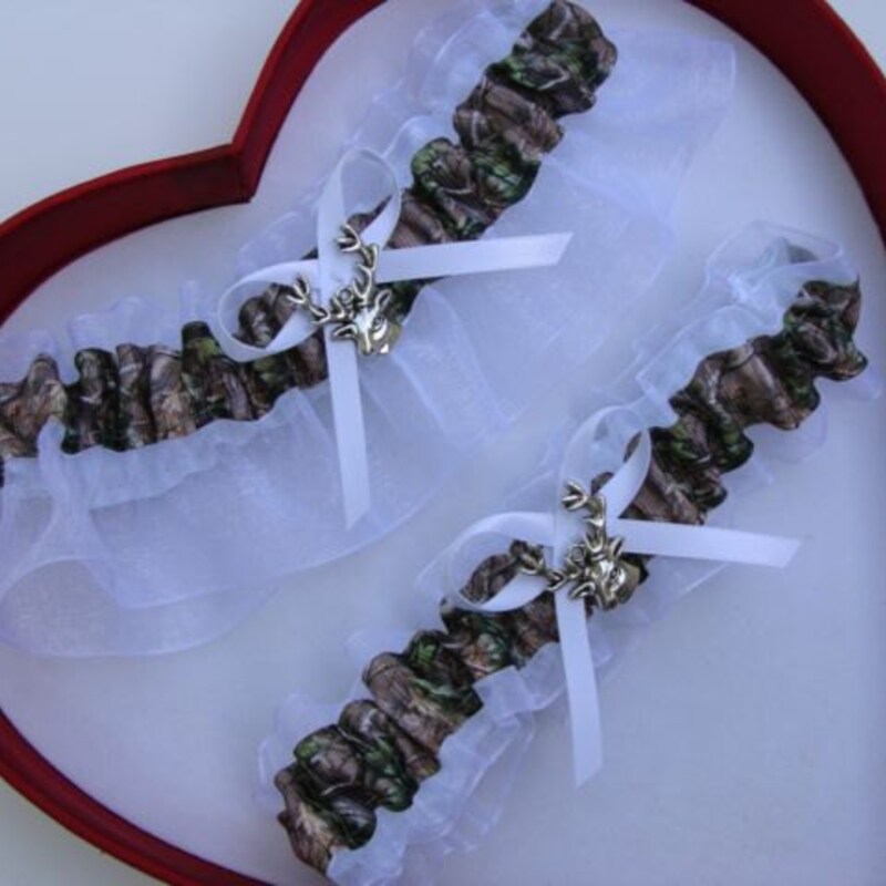 Plus Size Garters - Etsy