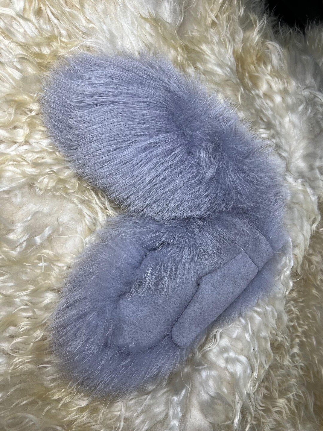 Women's Mittens Made of Real Arctic Fox Fur, Completely Handmade. Warm ...