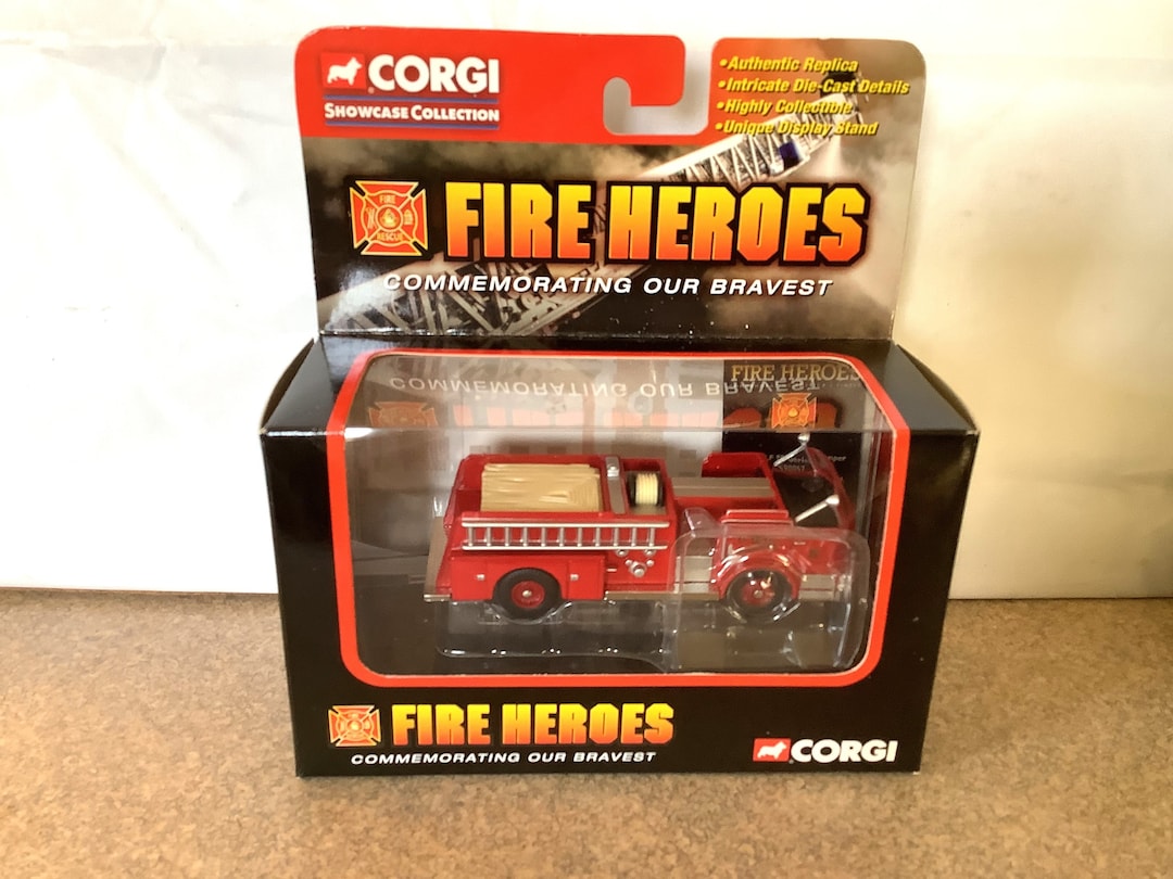 Vintage 2002 Corgi Showcase Collection Fire Heroes Die-cast Scale Model Fire Engine. 1960 ...