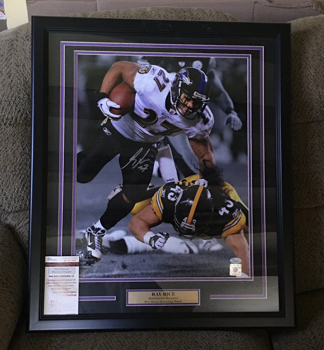 Vintage Framed and Matted Action Baltimore Raven Ray Rice Signed Print ...