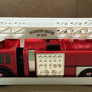 Vintage 1995 Sunoco Aerial Tower Fire Truck Collectors Edition 1/35 ...
