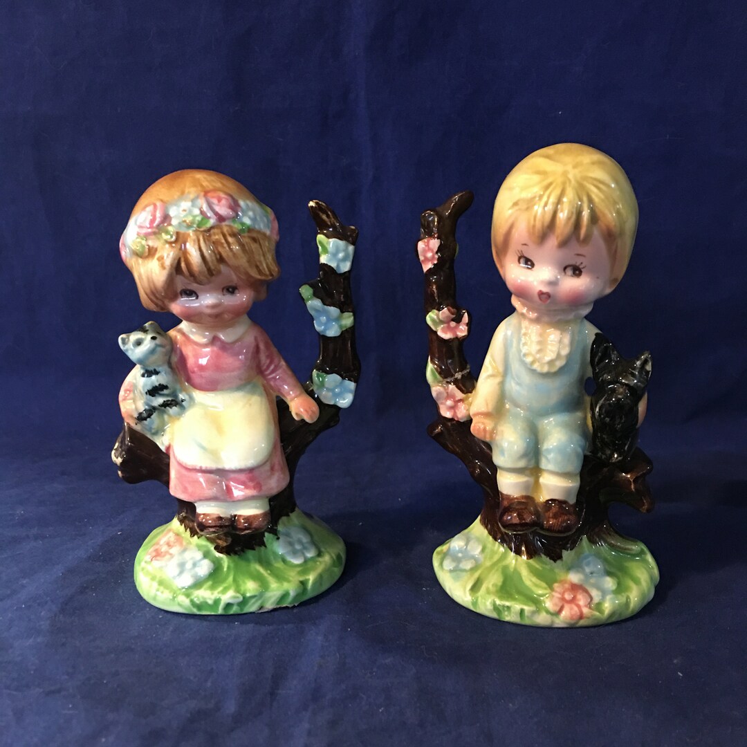 Vintage Set of Napco C 9029 Figurines Girl and Boy Sitting on Tree ...