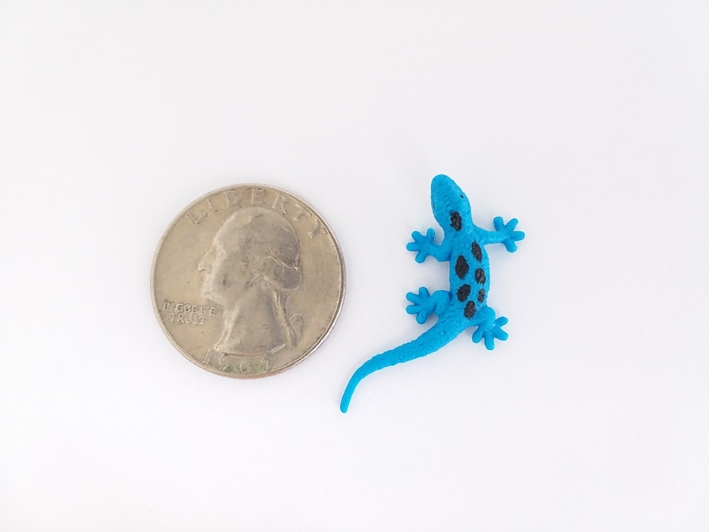 Tiny Gecko Figurine Soft Plastic Reptile for Fairy Garden - Etsy