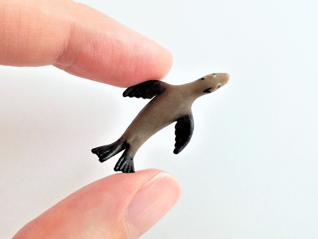 Tiny Sea Lion Figurine - Soft Plastic Animal for Diorama or Aquarium ...