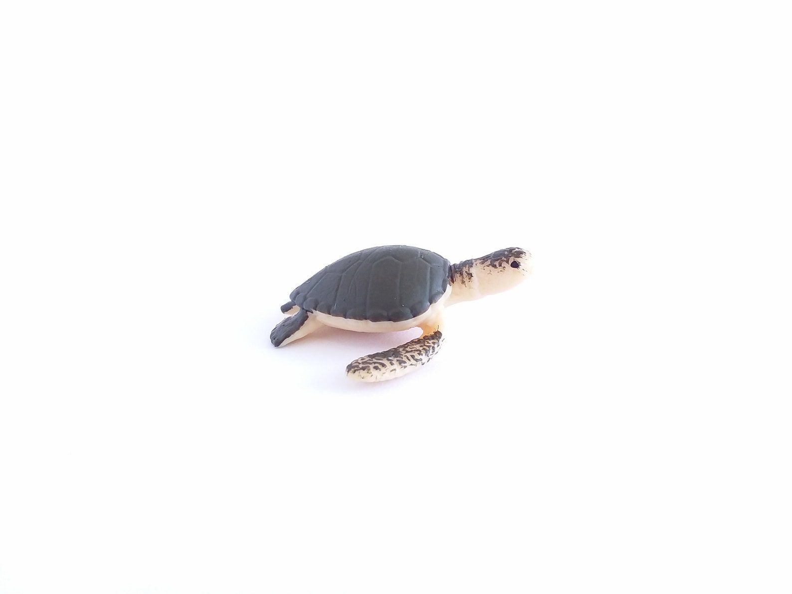Tiny Sea Turtle Figurine Soft Plastic Animal for Diorama or - Etsy