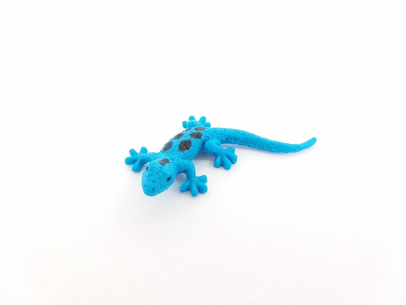 Tiny Gecko Figurine Soft Plastic Reptile for Fairy Garden - Etsy
