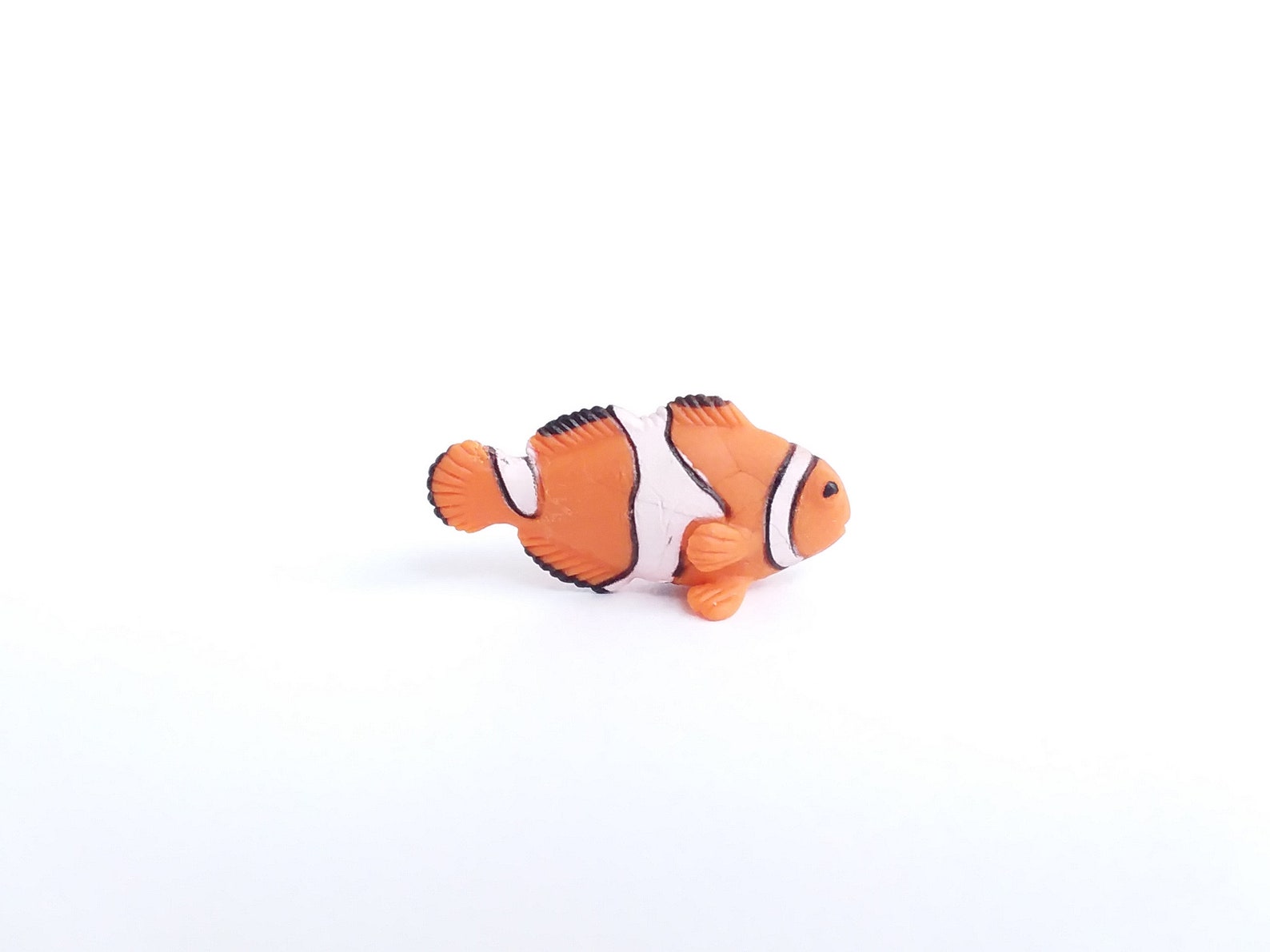 Tiny Clown Fish Figurine - Soft Plastic Animal for Diorama or Aquarium ...