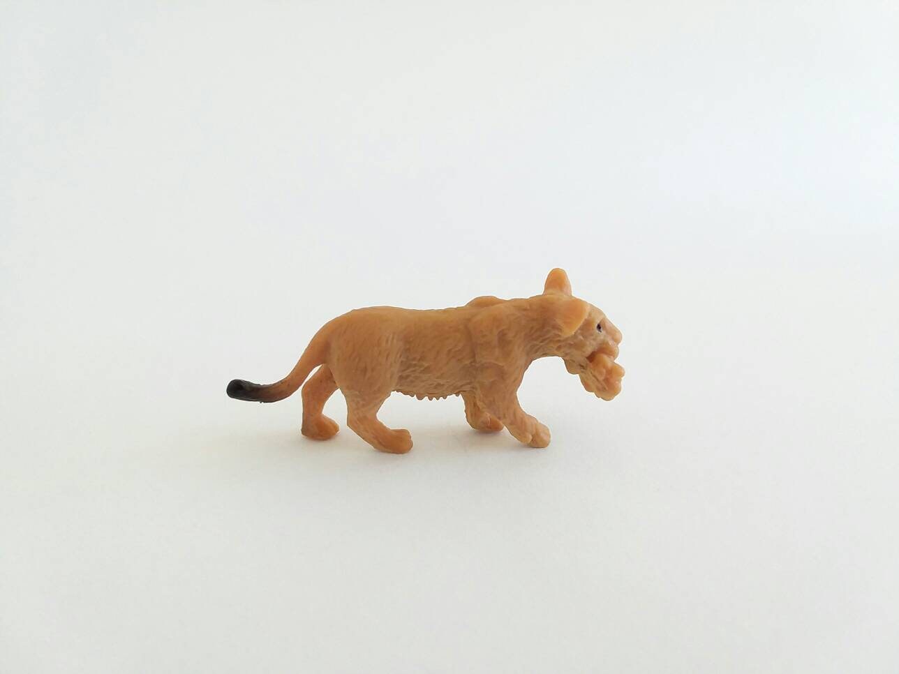 Tiny Lioness With Cub Figurine - Soft Plastic Animal for Fairy Garden ...