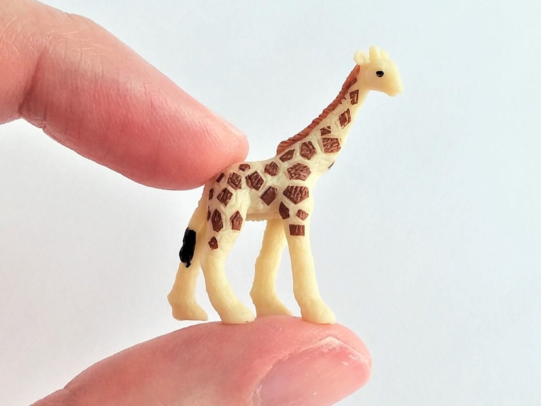 Tiny Giraffe Figurine - Soft Plastic Animal for Fairy Garden, Diorama ...