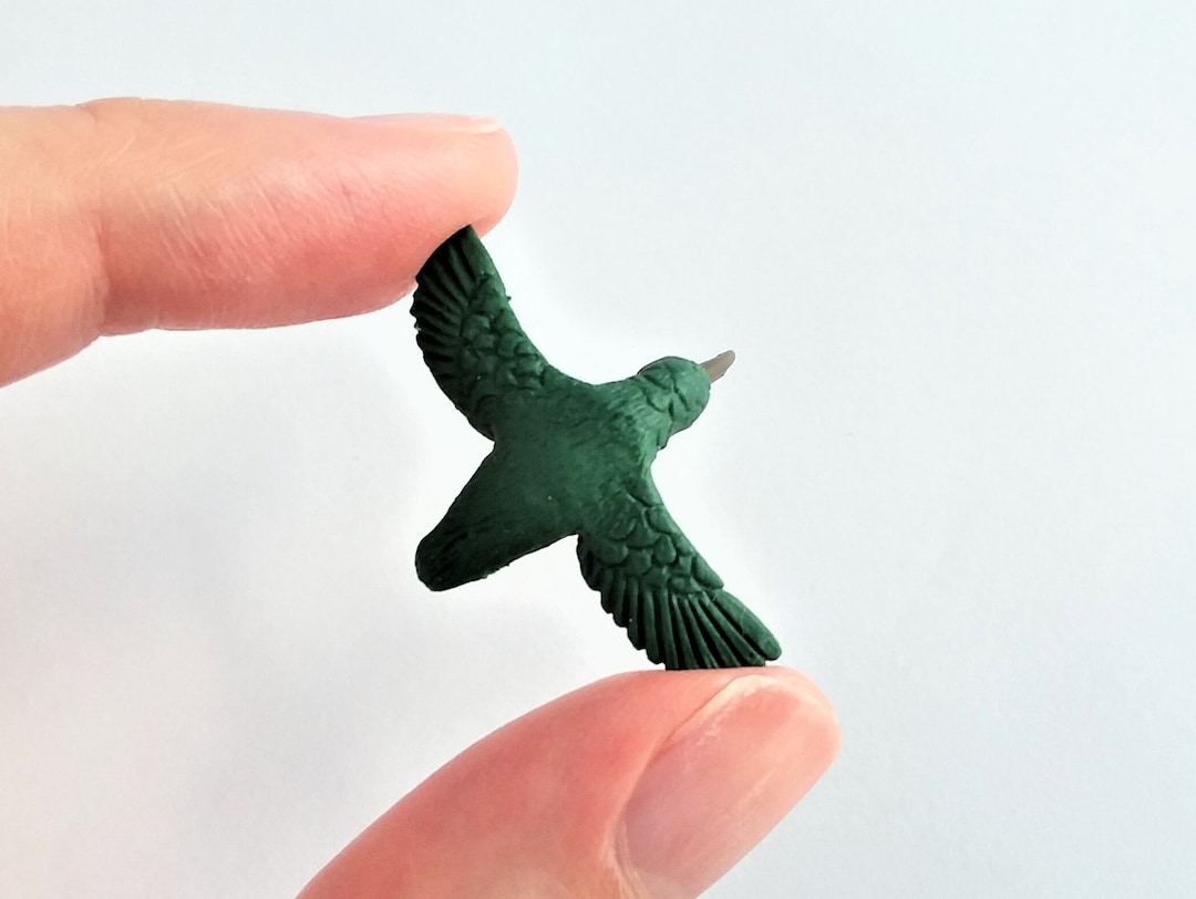 Tiny Hummingbird Figurine - Soft Plastic Bird for Fairy Garden, Diorama ...
