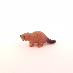 Tiny Beaver Figurine - Soft Plastic Animal for Fairy Garden, Diorama ...