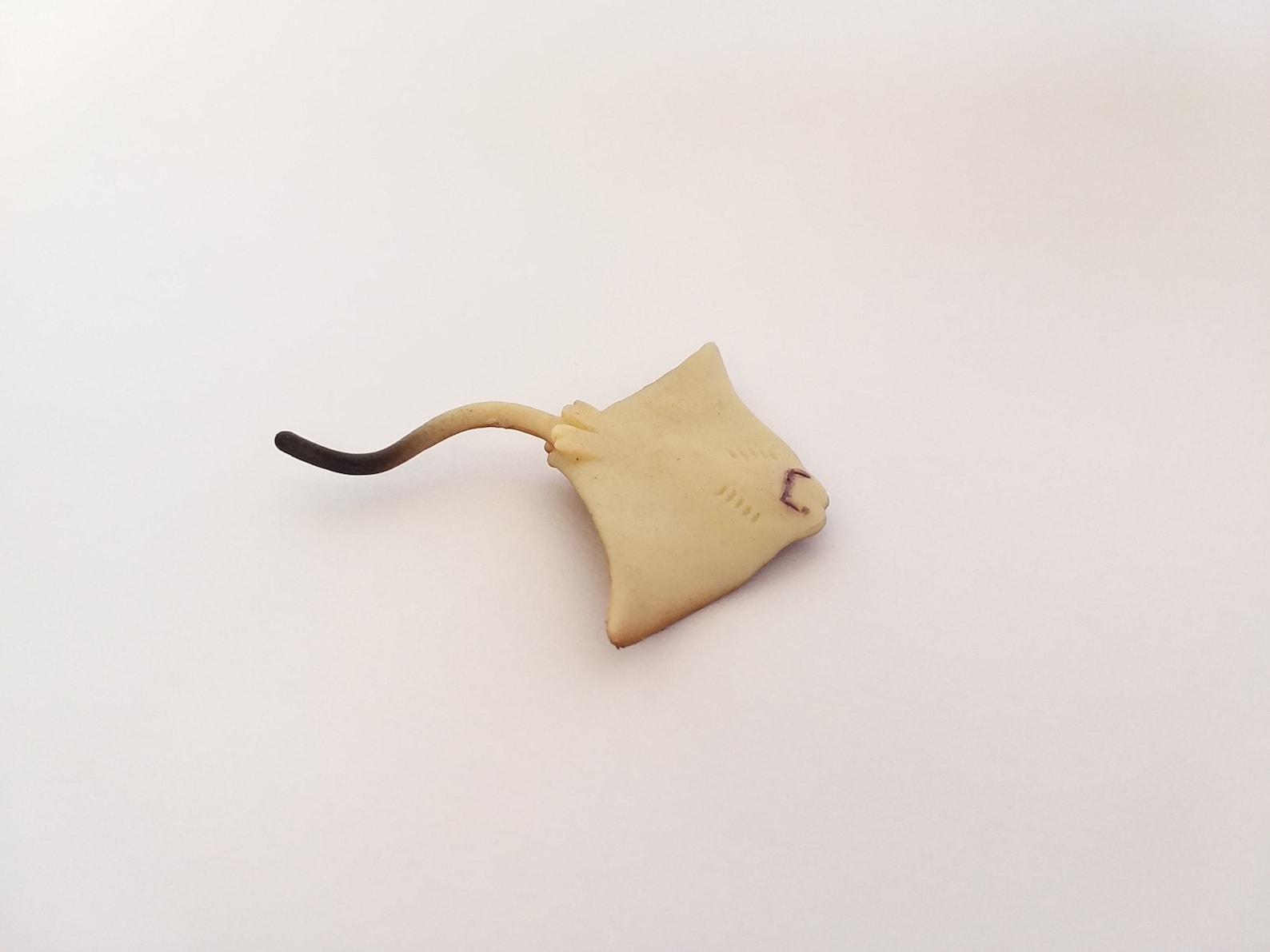 Tiny Cownose Ray Figurine - Soft Plastic Stingray for Diorama or ...