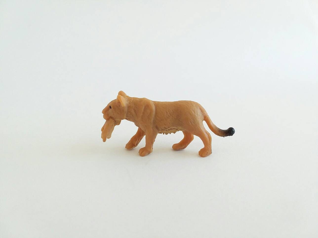 Tiny Lioness With Cub Figurine - Soft Plastic Animal for Fairy Garden ...