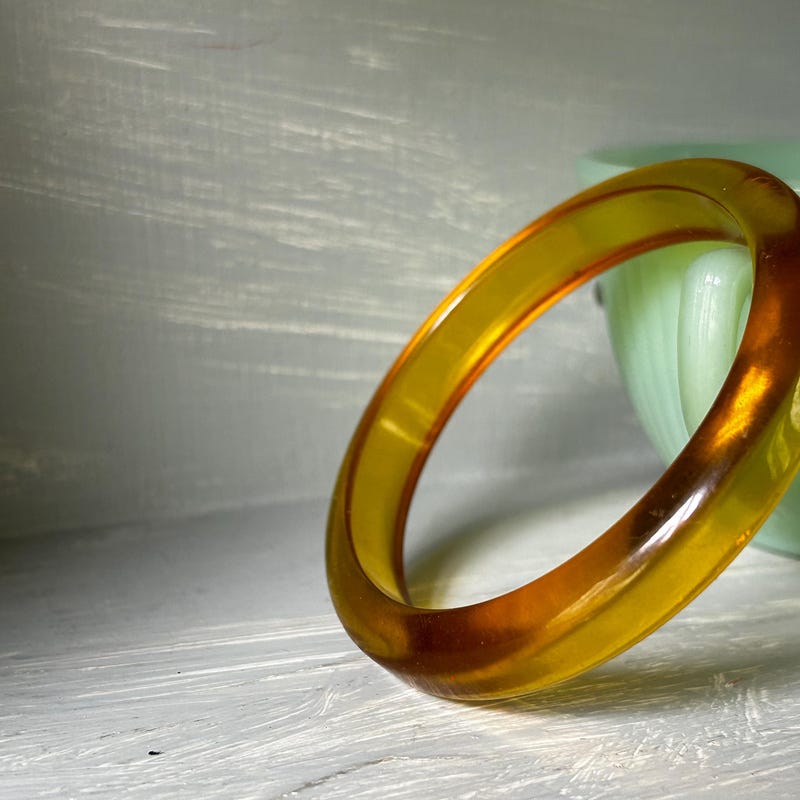 Prystal Bakelite - Etsy