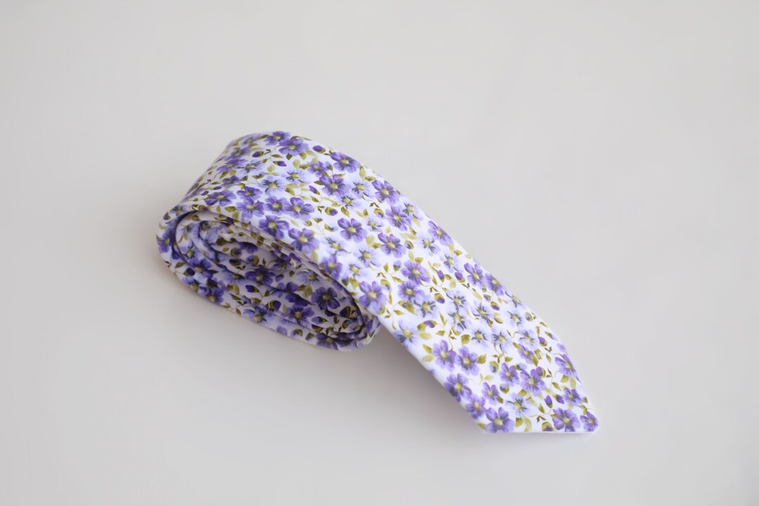 Viola Fields Necktie - Etsy