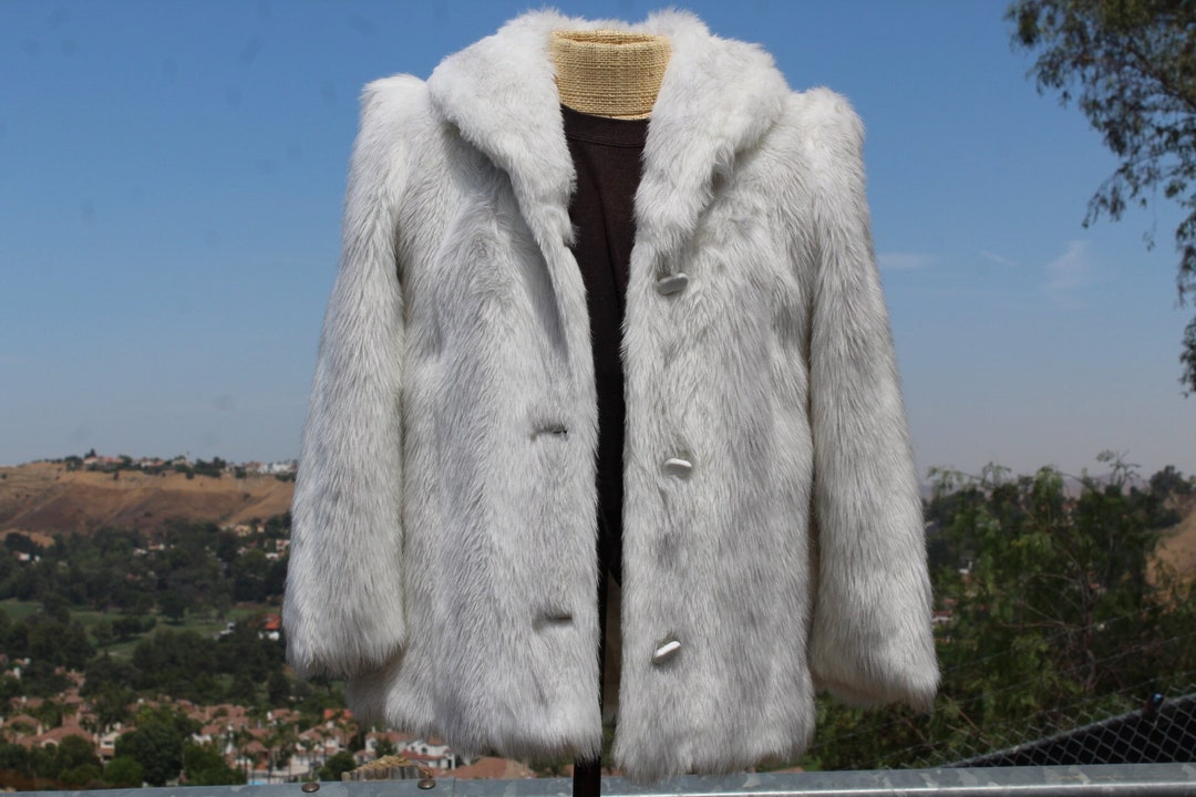 70s White Faux Fur Party Jacket USA 12 vintage / 70s / Mode Plus - Etsy