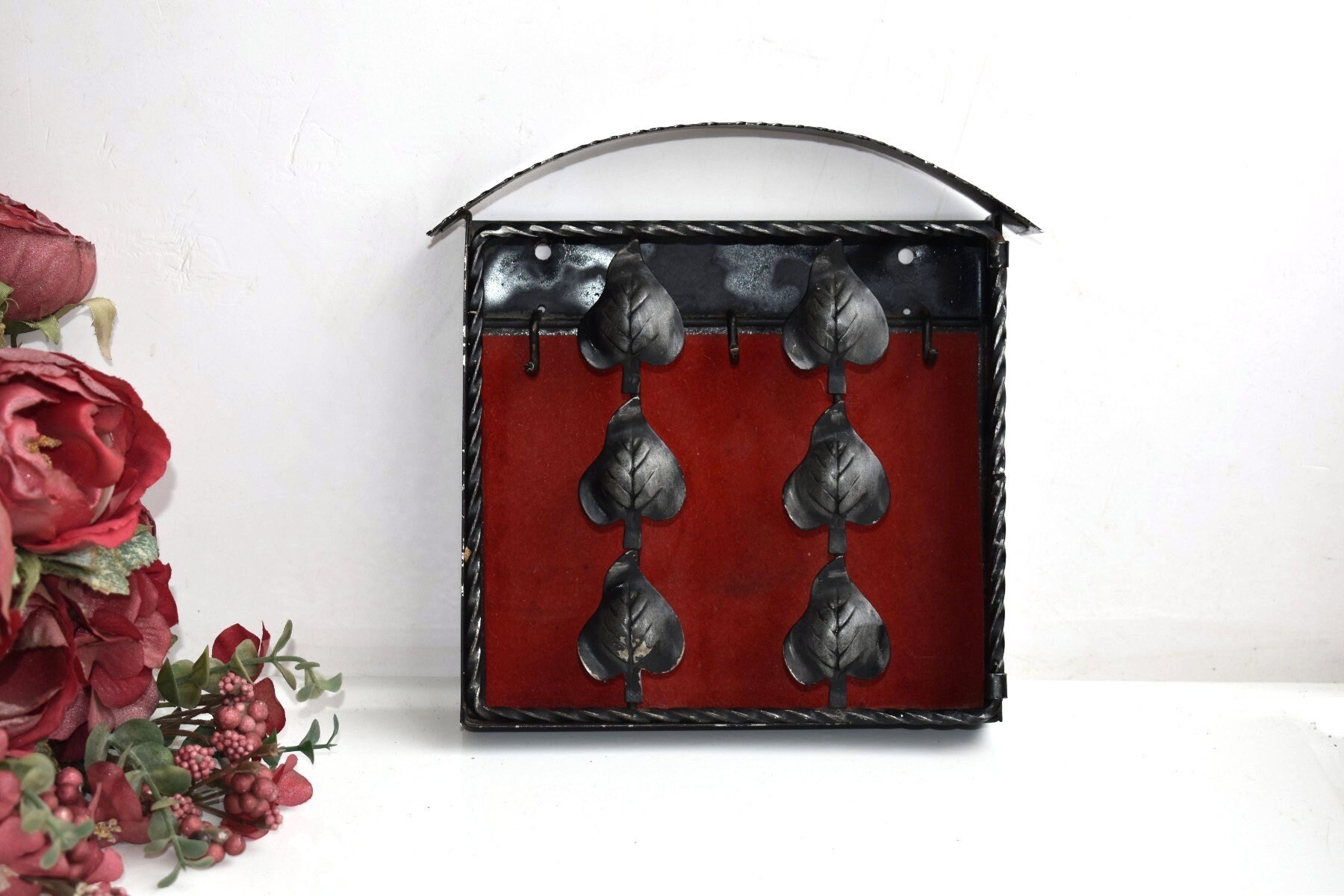 Vintage Wrought Iron Rustic Hanging House Key Holder Stand Hanger ...