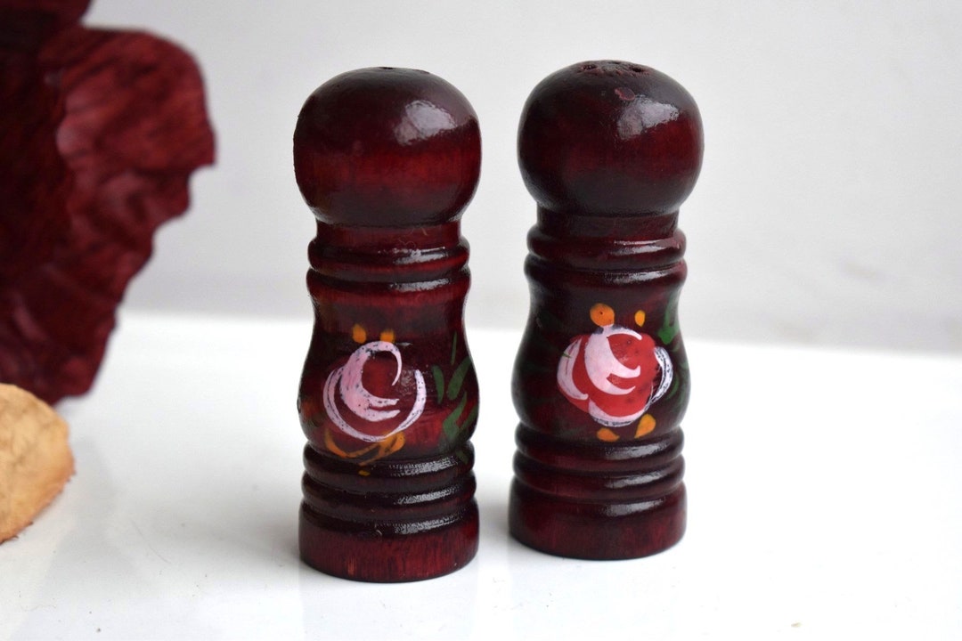 Vintage Salt Pepper Shakers Set Wood Hand Painted Flower Rustic ...