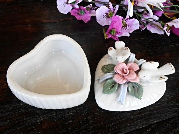 Vintage Jewelry Box Flower White Dove Porcelain Ceram… - Gem