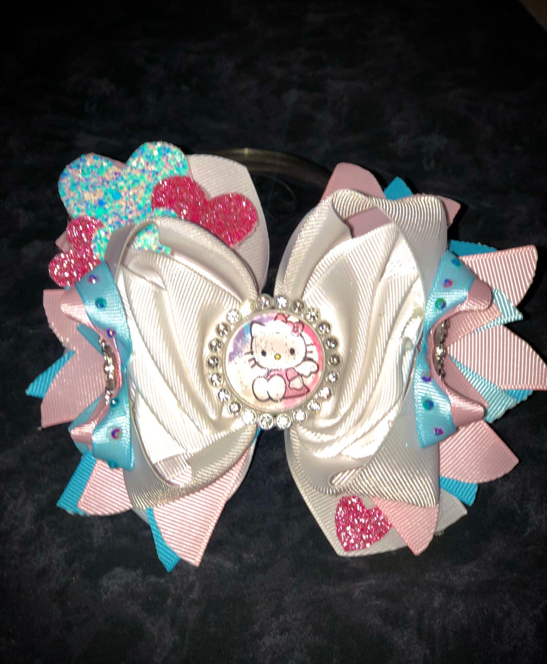 An Adorable Hello Kitty bow. Free Shipping. - Etsy.de