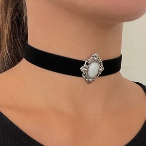 Velvet Chokers/ Victorian Choker/ Edwardian Necklace / Gothic Choker ...