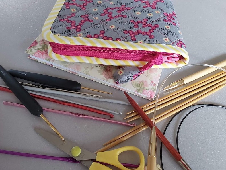 Knitting needle organizer Circular needle case Knitters gift | Etsy
