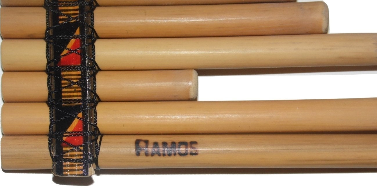 Peruvian Rondador Pan Flute 19 Pipes Case Included Item in USA - Etsy