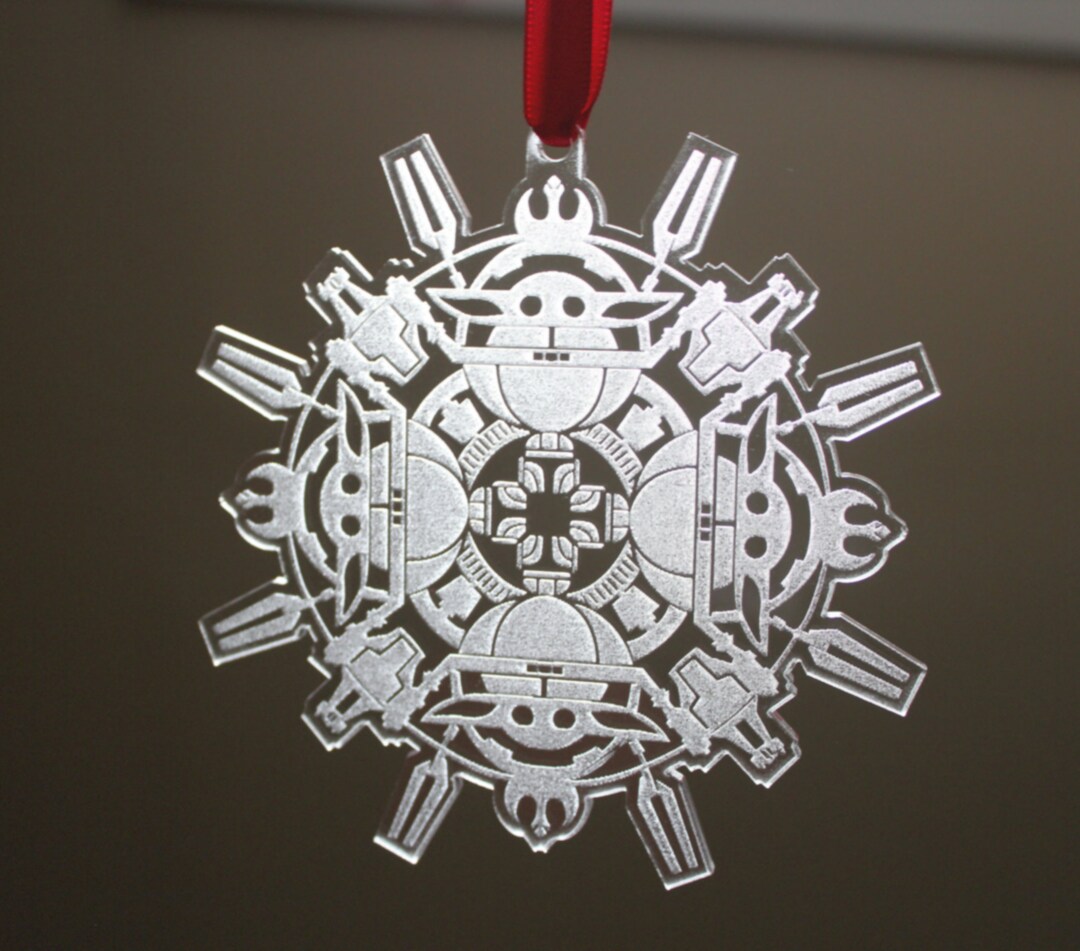 Star Wars - the Mandalorian Inspired Christmas Tree Ornament - Fan Art ...
