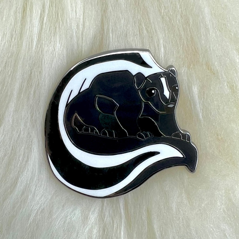 Skunk Pin - Etsy