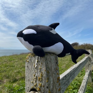 Weighted Orca Plush: 3 Lb Stuffed Animal for Anxiety Relief - Etsy