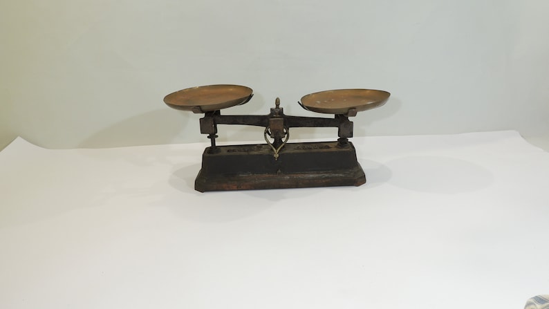Old Cast Iron Scale Force / Vintage - Etsy