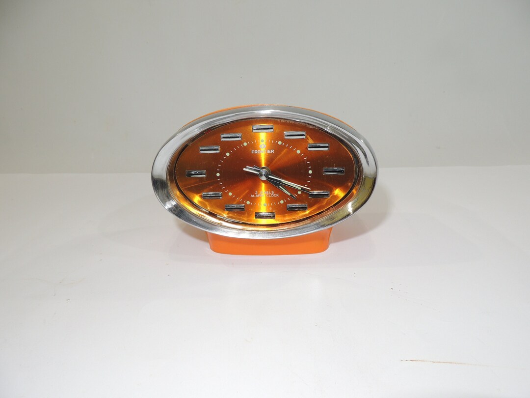 Frontier Clock 1970 / Vintage - Etsy