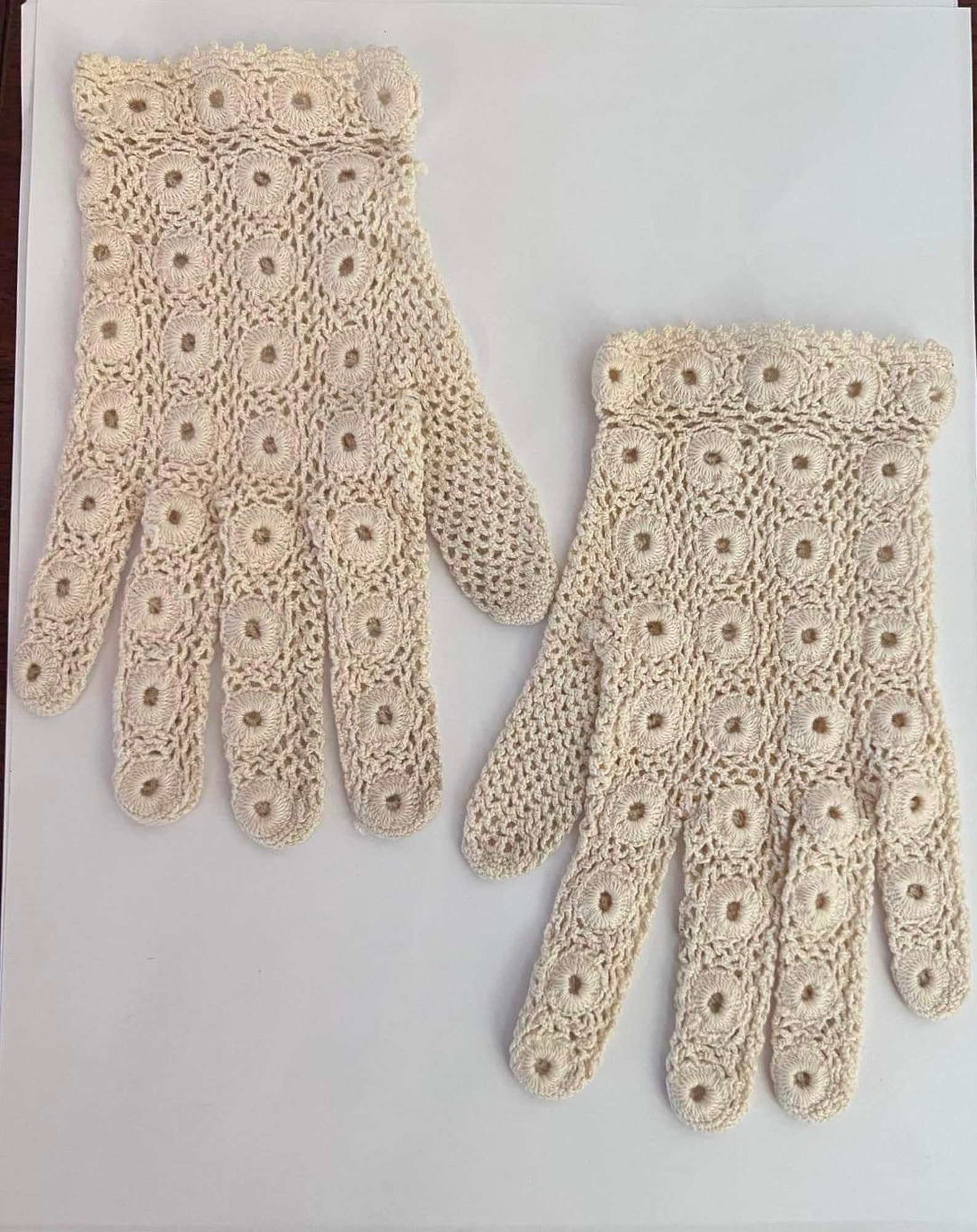 Vintage Crocheted Mesh Gloves Cream Color off White Open Work Circles Edwardian Victorian Summer ...