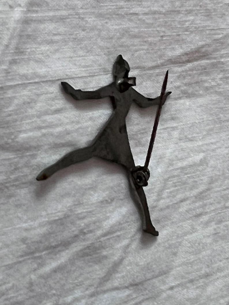 Vintage Art Deco Ice Skater Pin Enamel on Metal - Etsy