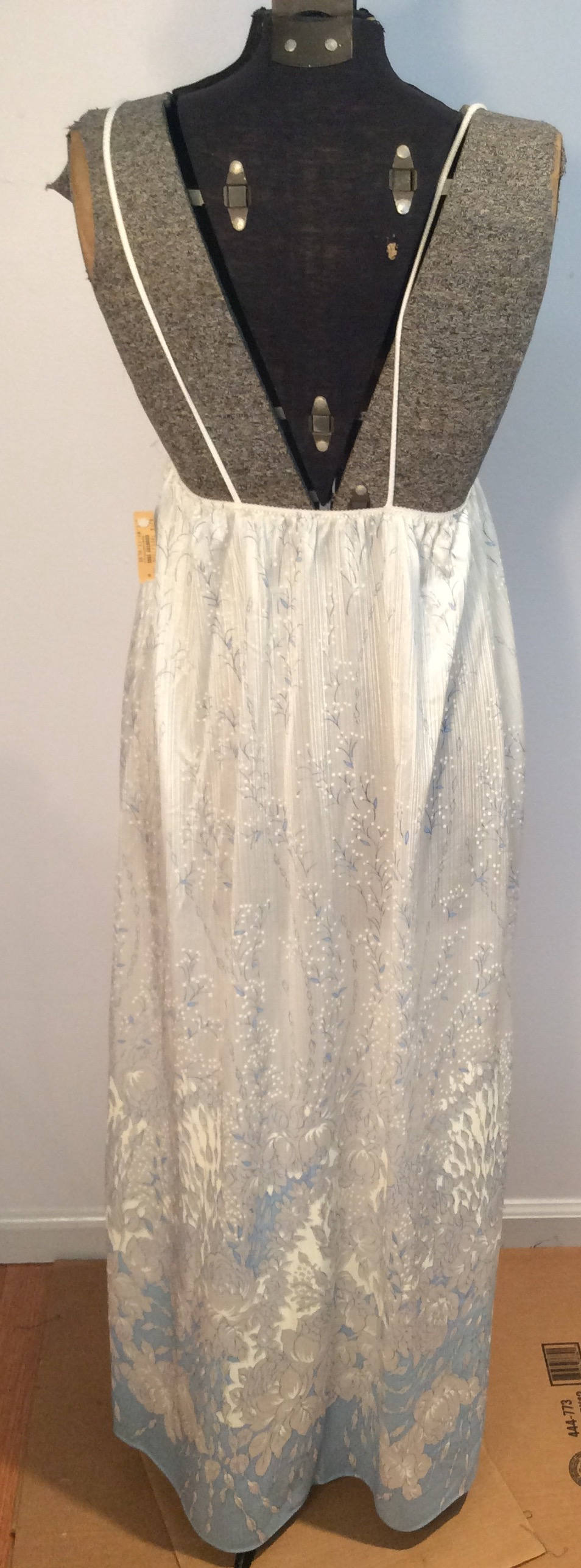 Val Mode Peignoir Set Vintage Nightgown Robe Floral Border - Etsy