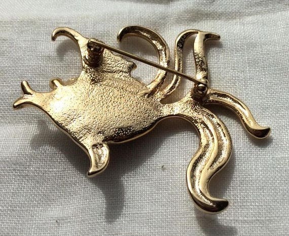 fish brooch blue scarab belly kissing fish angelfish … - Gem