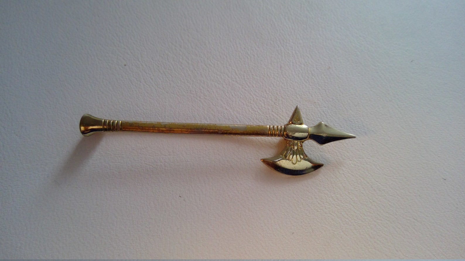 Vintage Battle Axe Pin Kilt Pin 1900's Gold Battle Axe Pin - Etsy